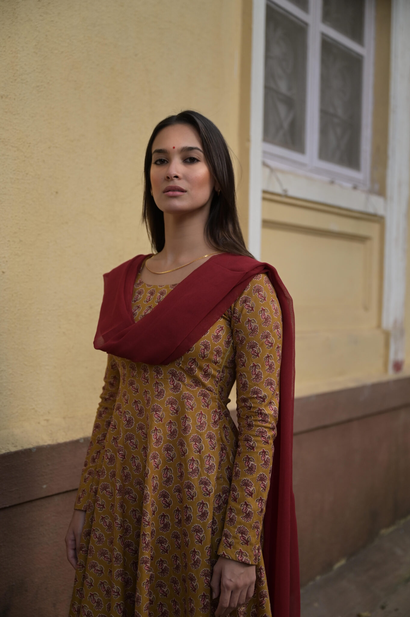 Paula Ferry comparte roles en “Courage” cinta hindú que estrena en ...